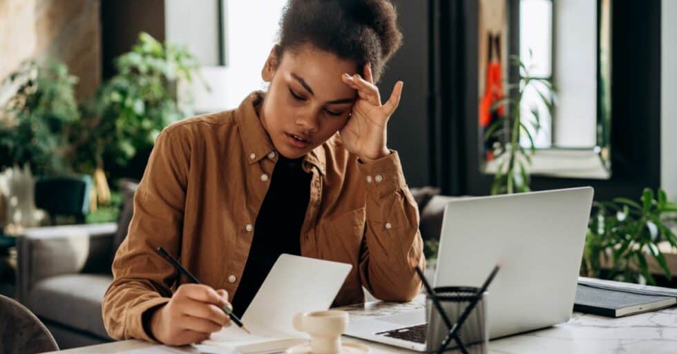 How to Sign a Sympathy Card: A Compassionate Guide